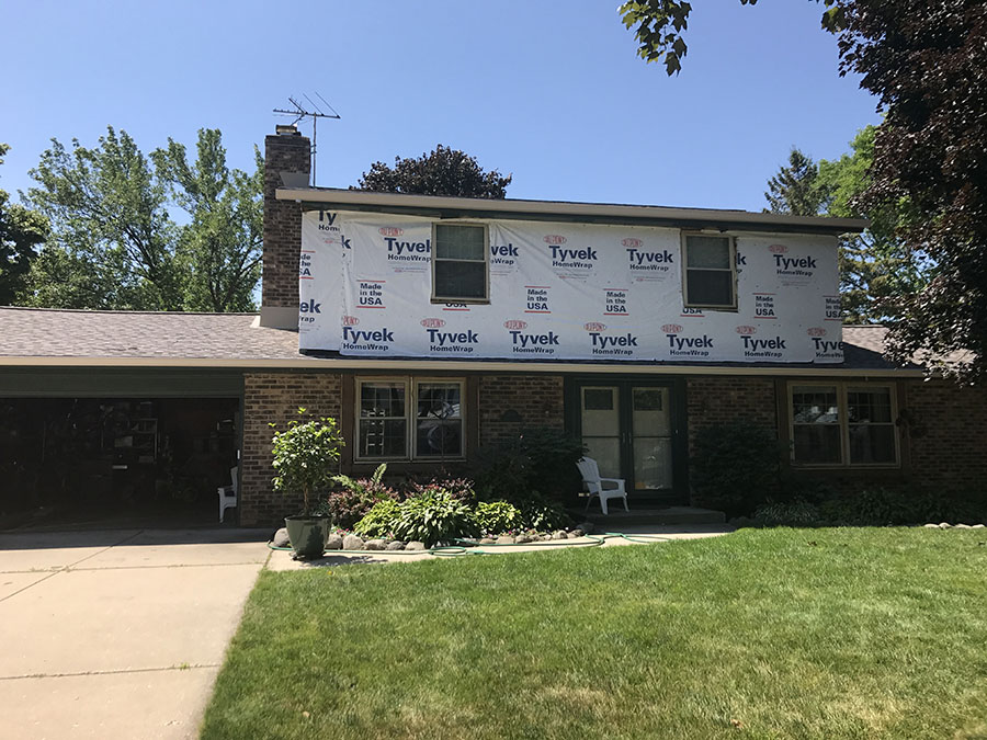 LP Smartside: Pebblestone Clay Siding: Jefferson Tan Trim: Waukesha,WI ...